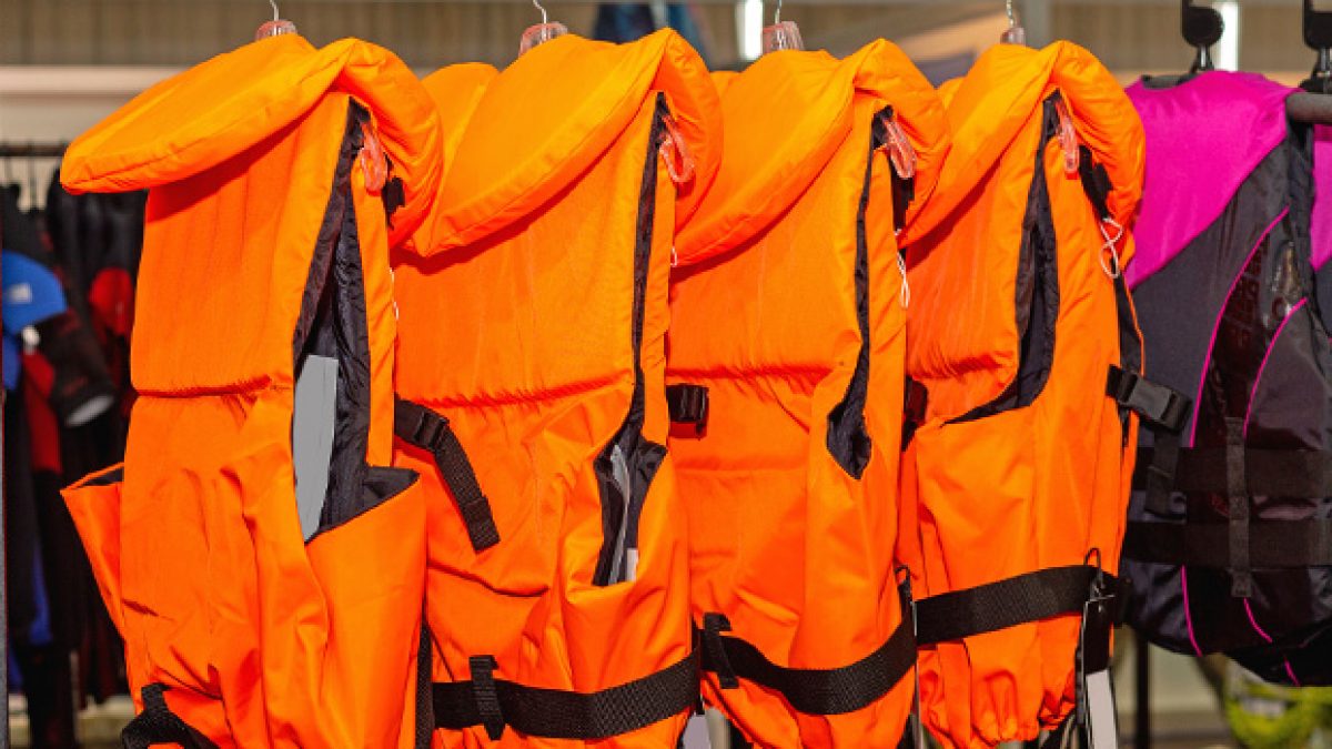 استاندارد ایزو 12402: تجهیزات شناور شخصی